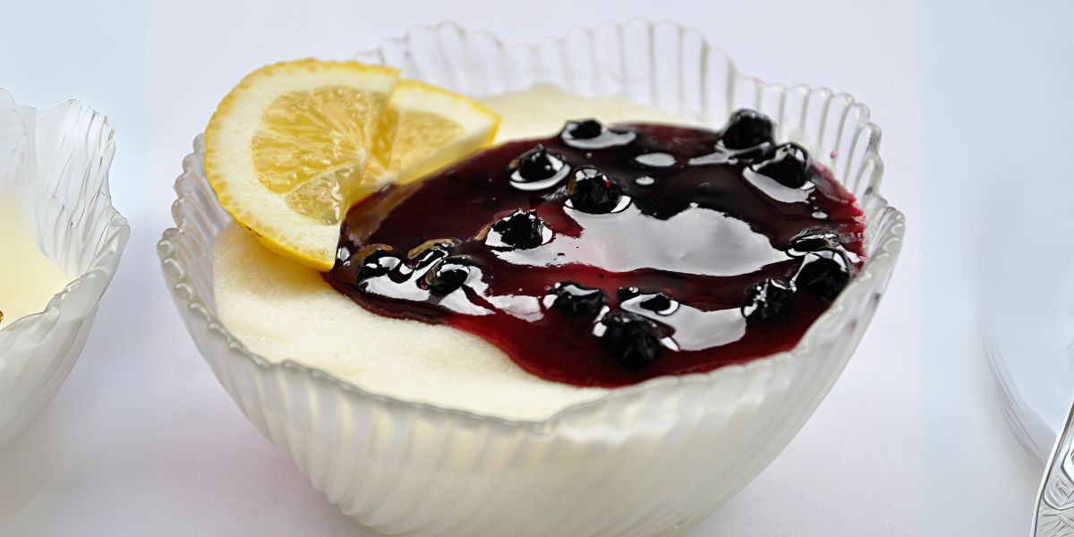 Semolina Pudding (Easy & Quick Step-by-Step Recipe)