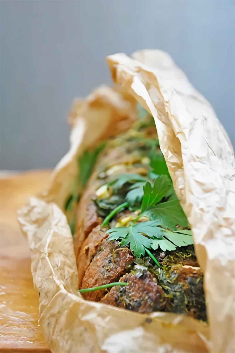 Bagheta umpluta cu branza si usturoi