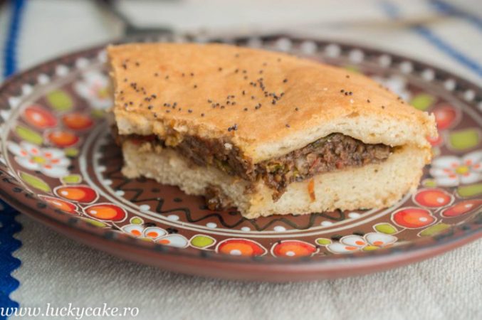 10 Retete de placinte de post dulci si sarate