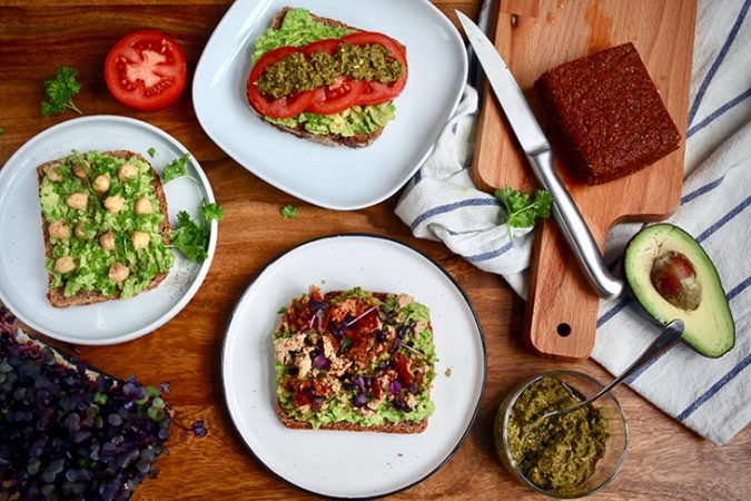 Best Smashed Avocado Toast - 3 ways! - Gourmandelle
