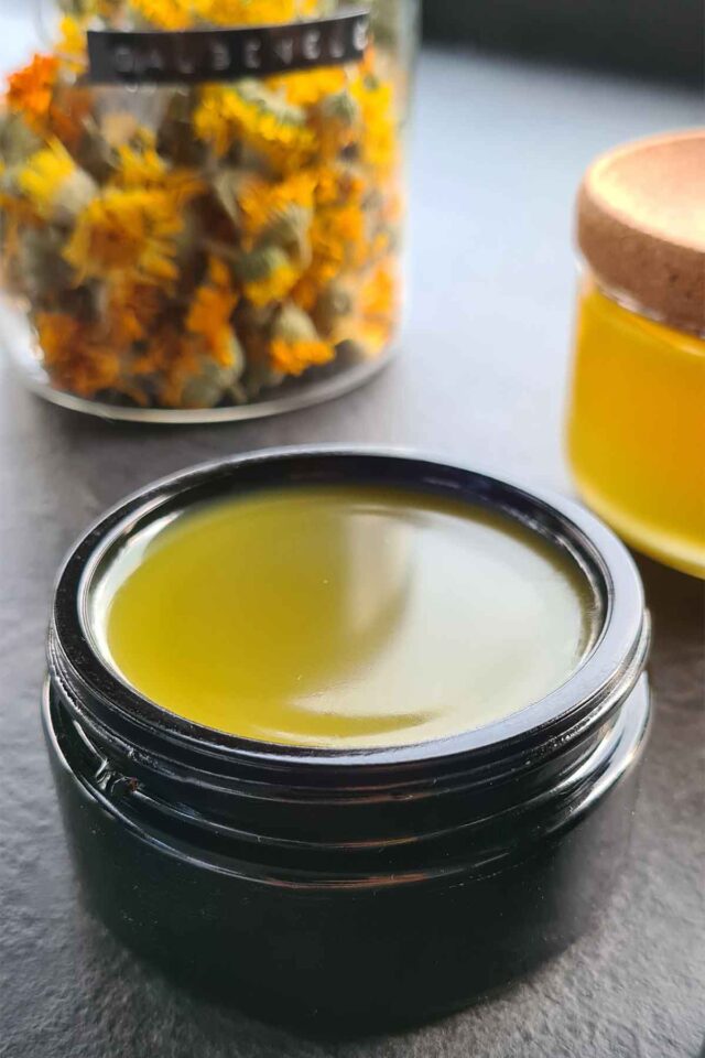 How to make calendula salve - step by step easy method