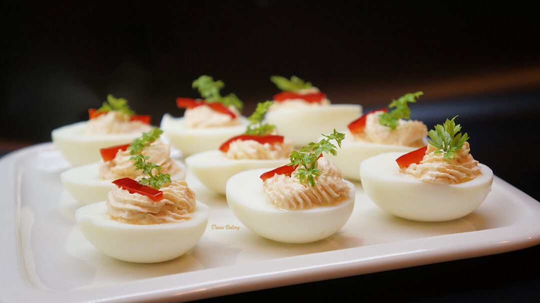 10 Retete de oua umplute care sunt extrem de usor de facut - Gourmandelle