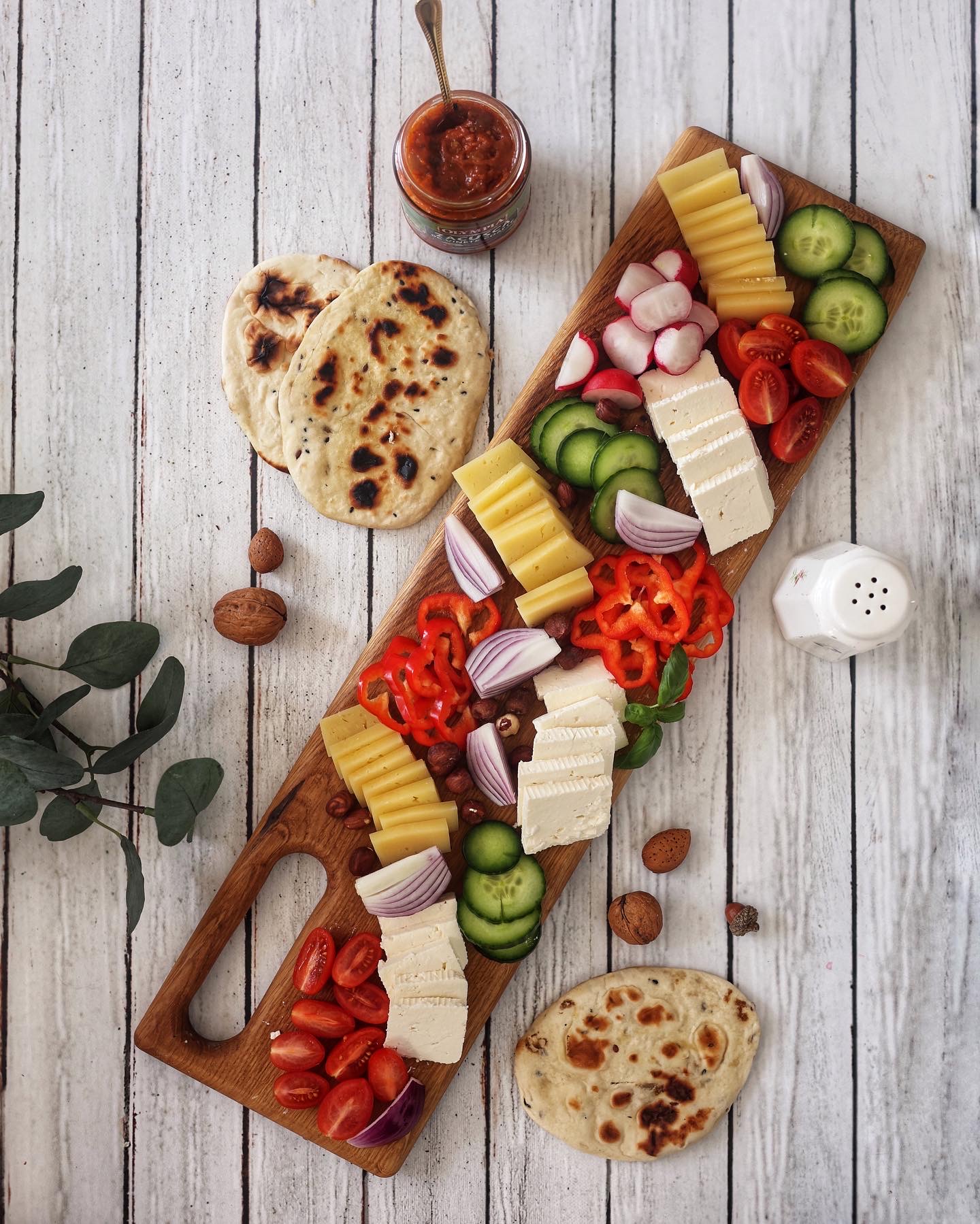 10 Idei pentru platouri cu aperitive vegetariene care iti vor ...