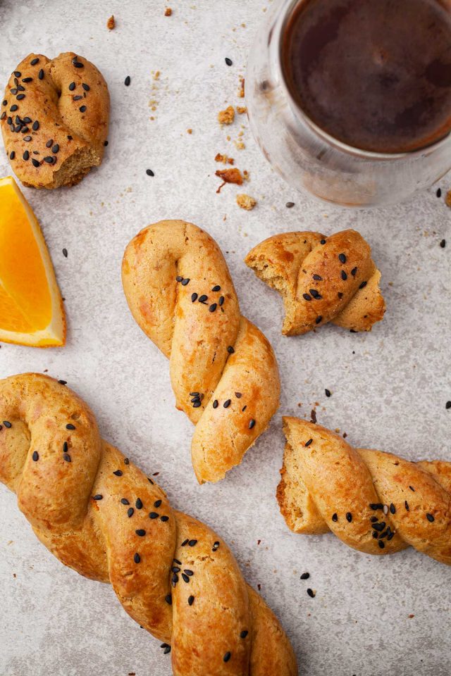 Koulourakia | Greek Easter Cookies